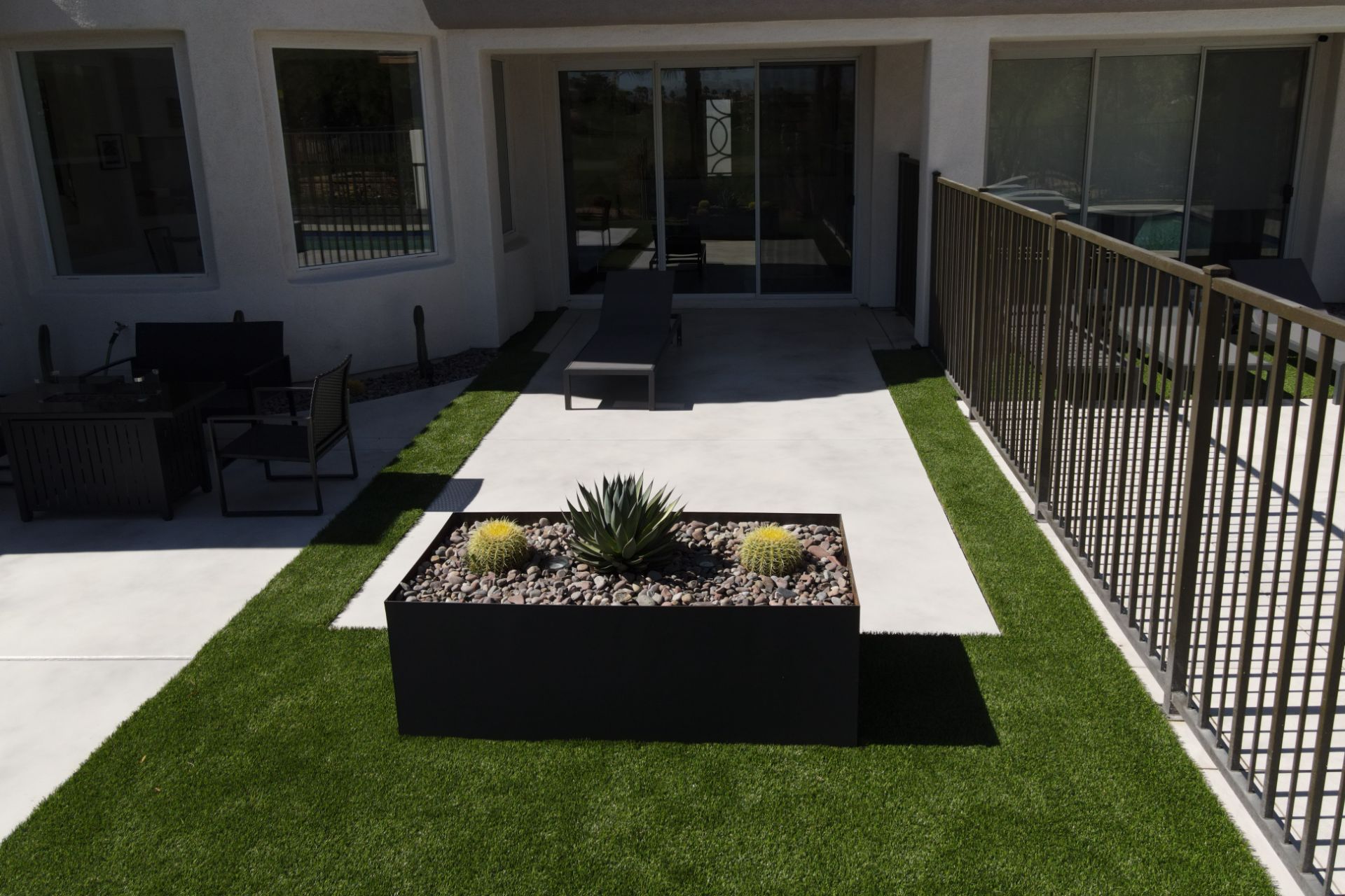 Las Vegas Why Rooftop Gardens Are The Ultimate Luxury Upgrade For Hotels | Green America Tree ...